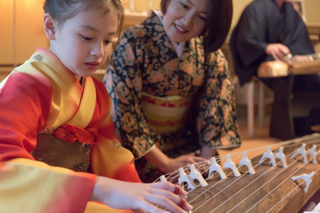 Koto, Japanese harp, traditional music workshop | Kanade